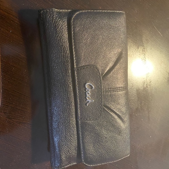 Coach | Bags | Used Black Leather Coach Checkbook Wallet | Poshmark
